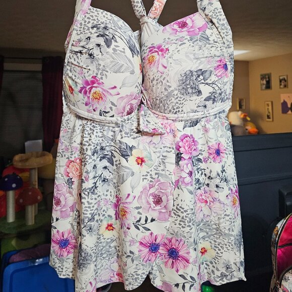 torrid | Swim | Floral Bathing Suit Top | Poshmark